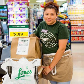 Grocery Store Uniforms - Threads Uniform Agency